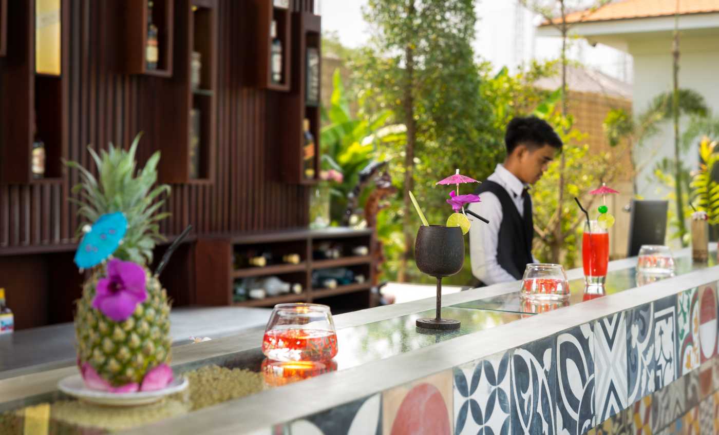 Poolside bar - sabara angkor resort